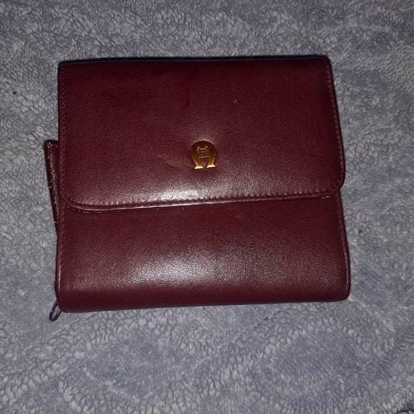 Etienne Aigner | Accessories | Vintage Etienne Aigner Leather Wallet ...